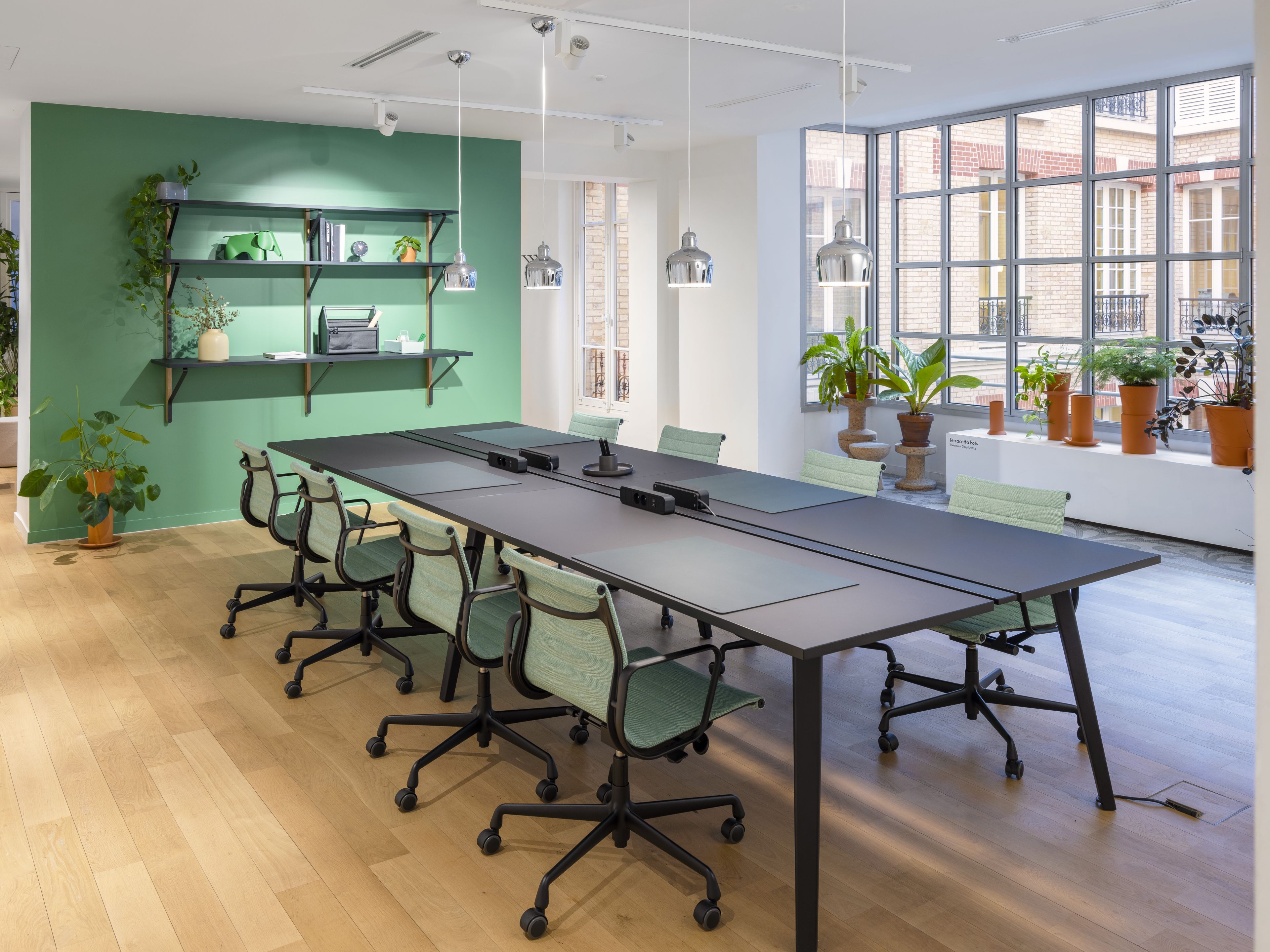 Vitra Joyn 2 : redéfinissez votre espace de travail avec élégance - Dally Bureau - Etude et ...